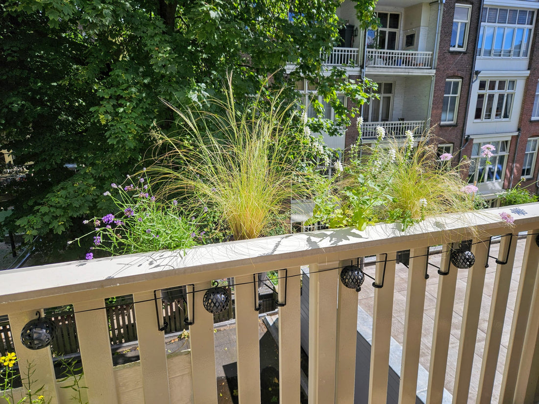 Plant Traps - Your floating vertical garden with railing plant holders ...